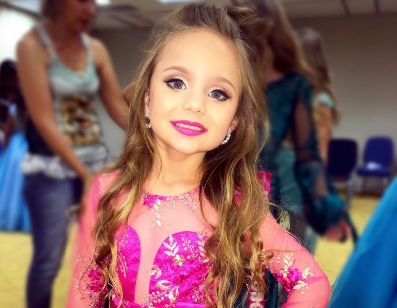 Joaçabense é vice-campeã no concurso de Mini Miss Brasil – Rádio ...